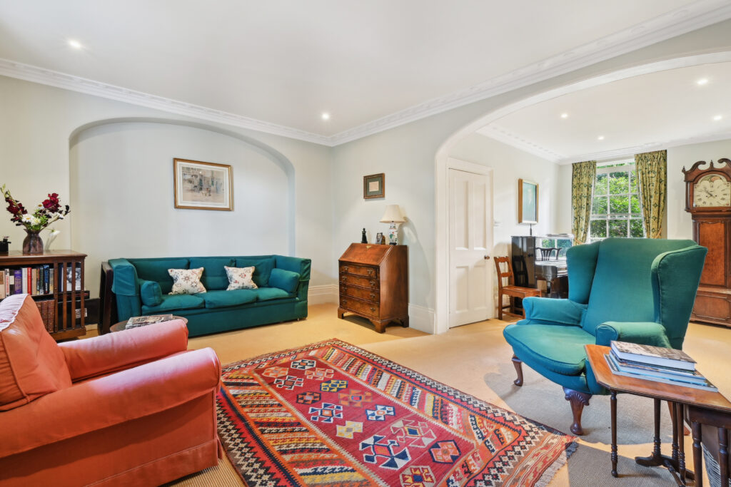 VINCENT SQUARE - Portfolio by Savills
