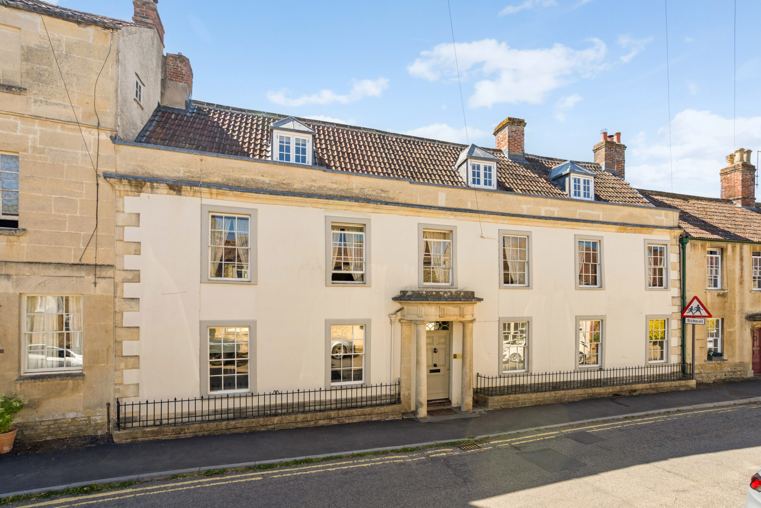 SOUTHFIELD HOUSE - Portfolio by Savills