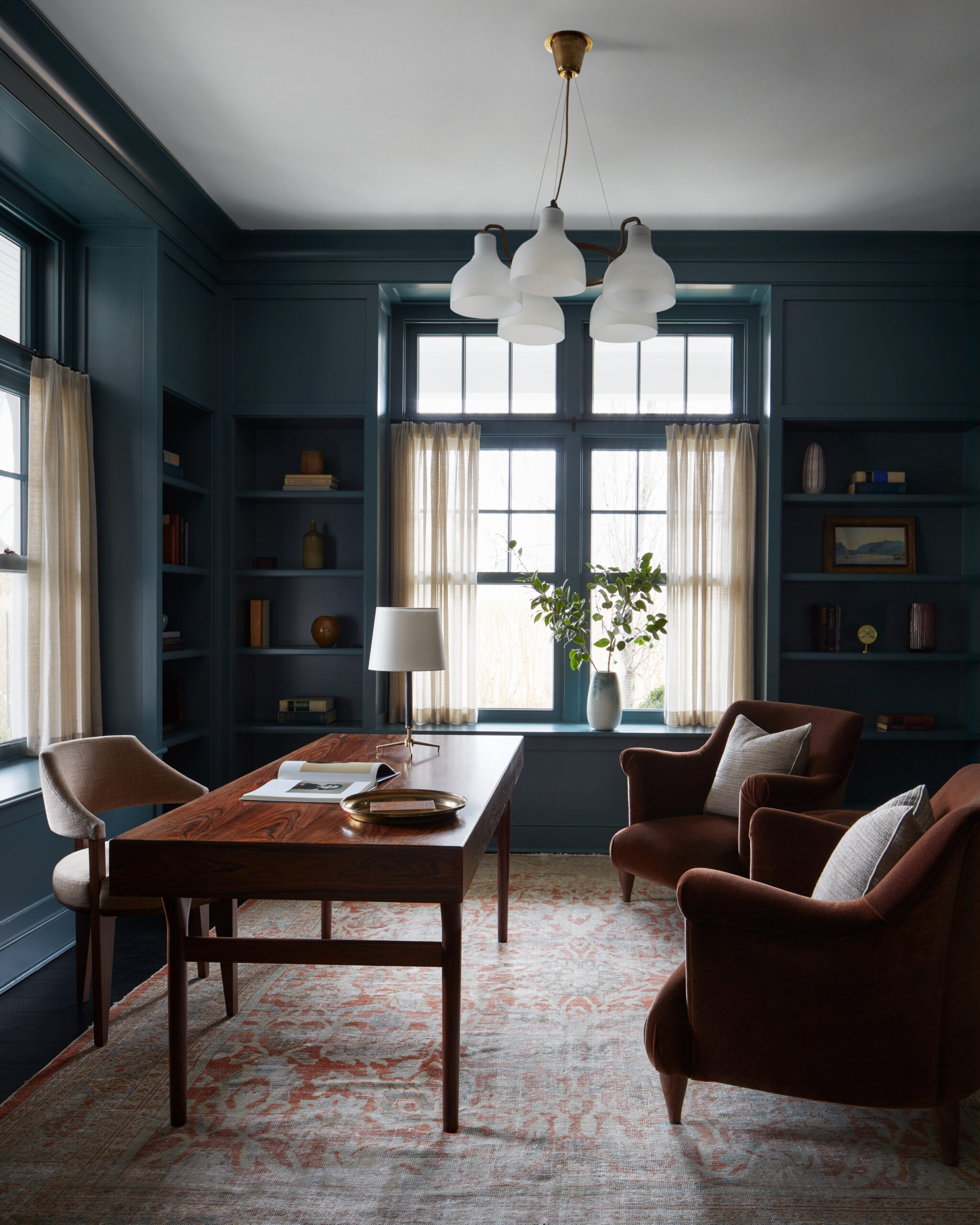 House Style: Vicky Charles - Portfolio by Savills