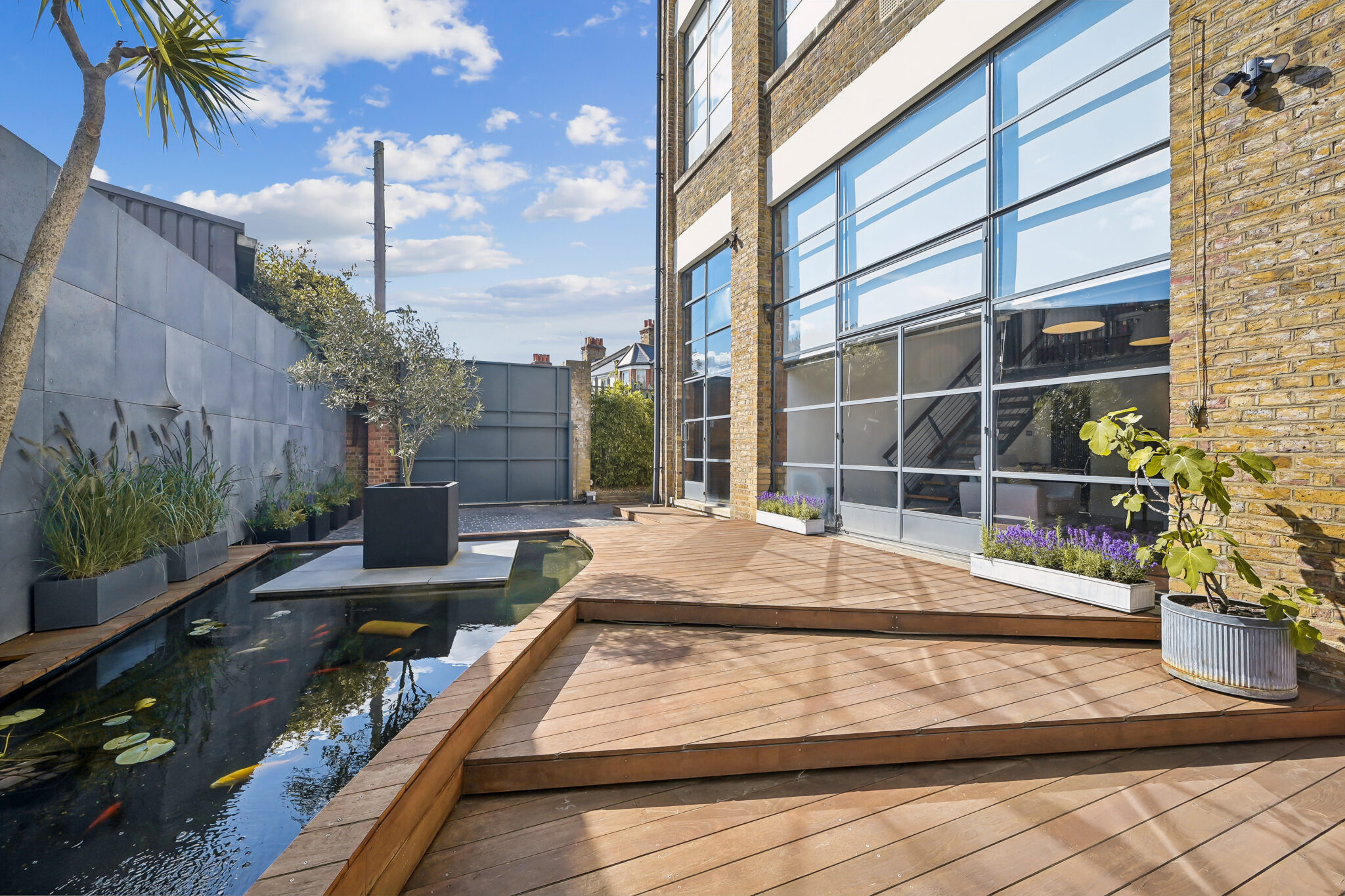 CHISWICK GREEN STUDIOS - Portfolio by Savills