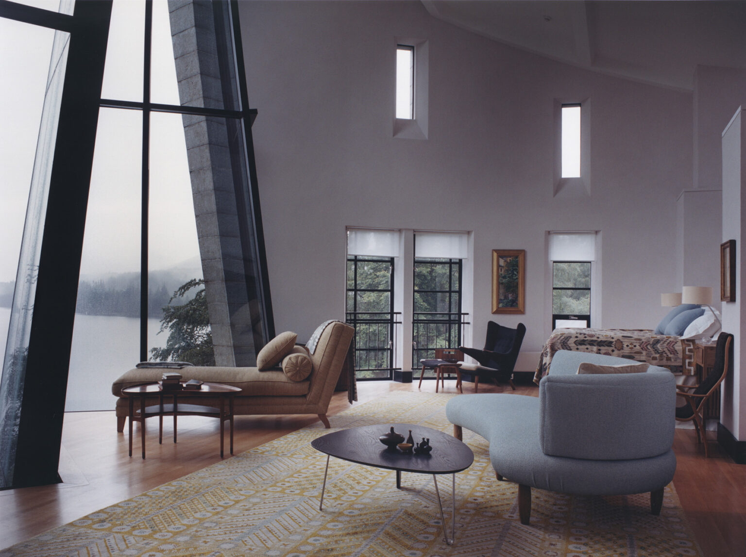 House style: Suzy Hoodless - Portfolio by Savills