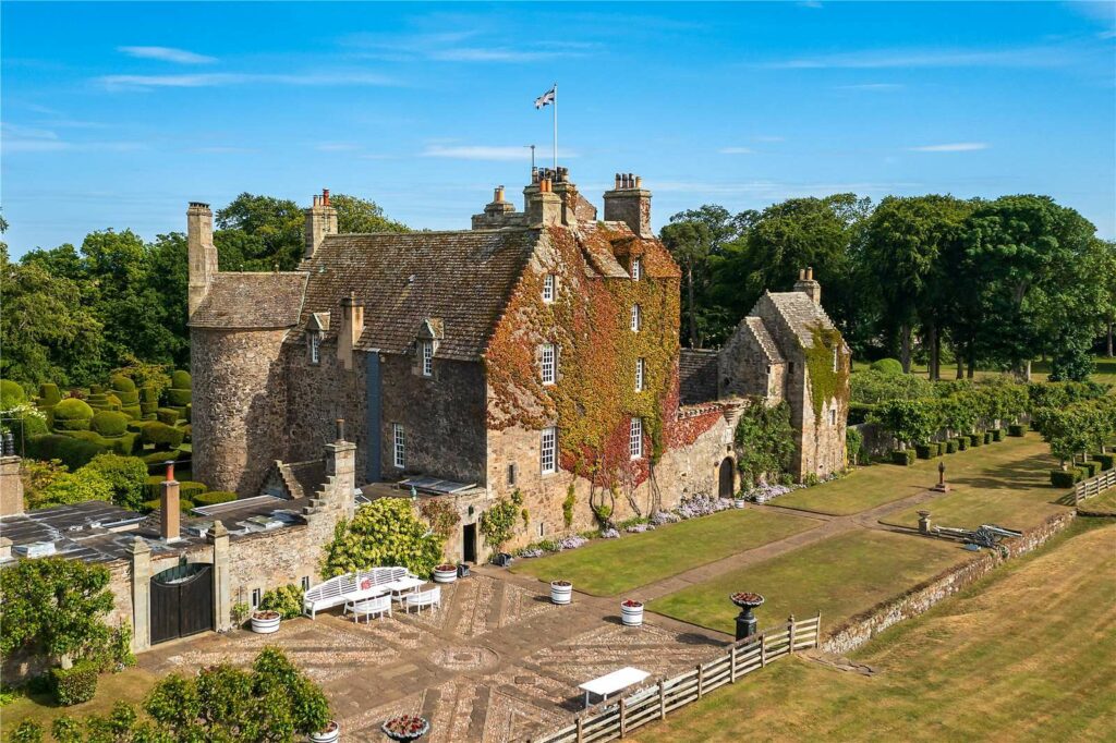 Making the most of a listed building - Portfolio by Savills