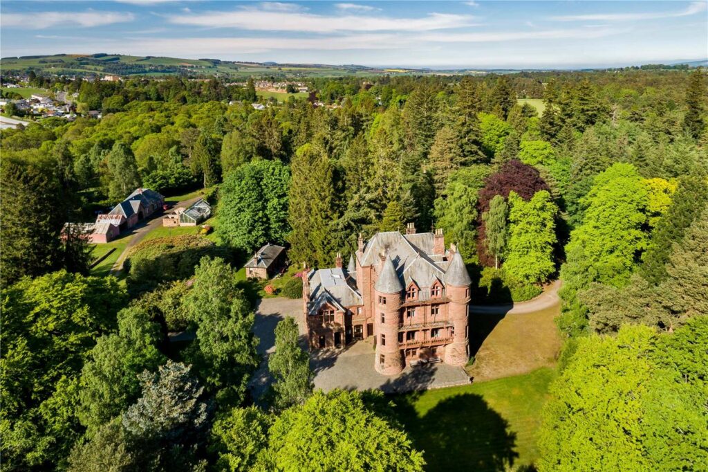 Discover Denham Place - Portfolio by Savills