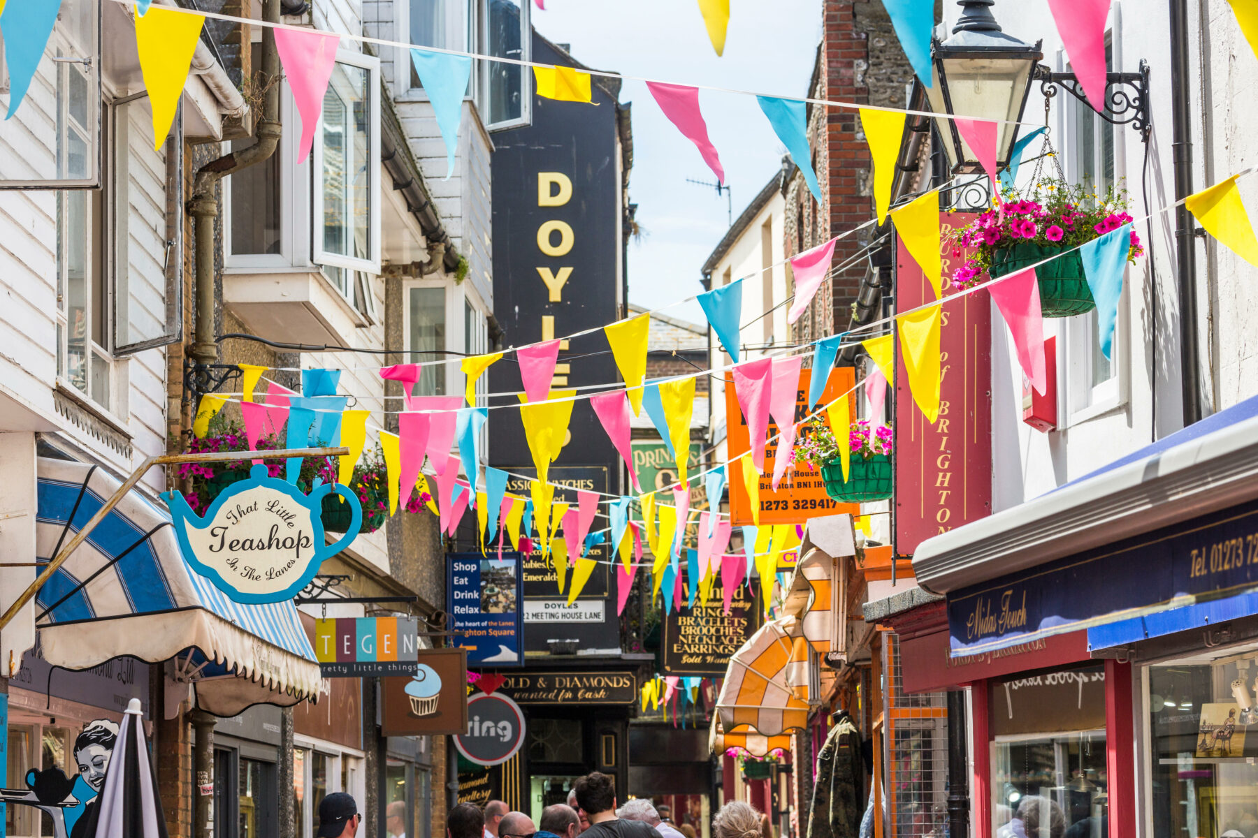 Let’s Move To The Country: The Savills Search - Portfolio by Savills