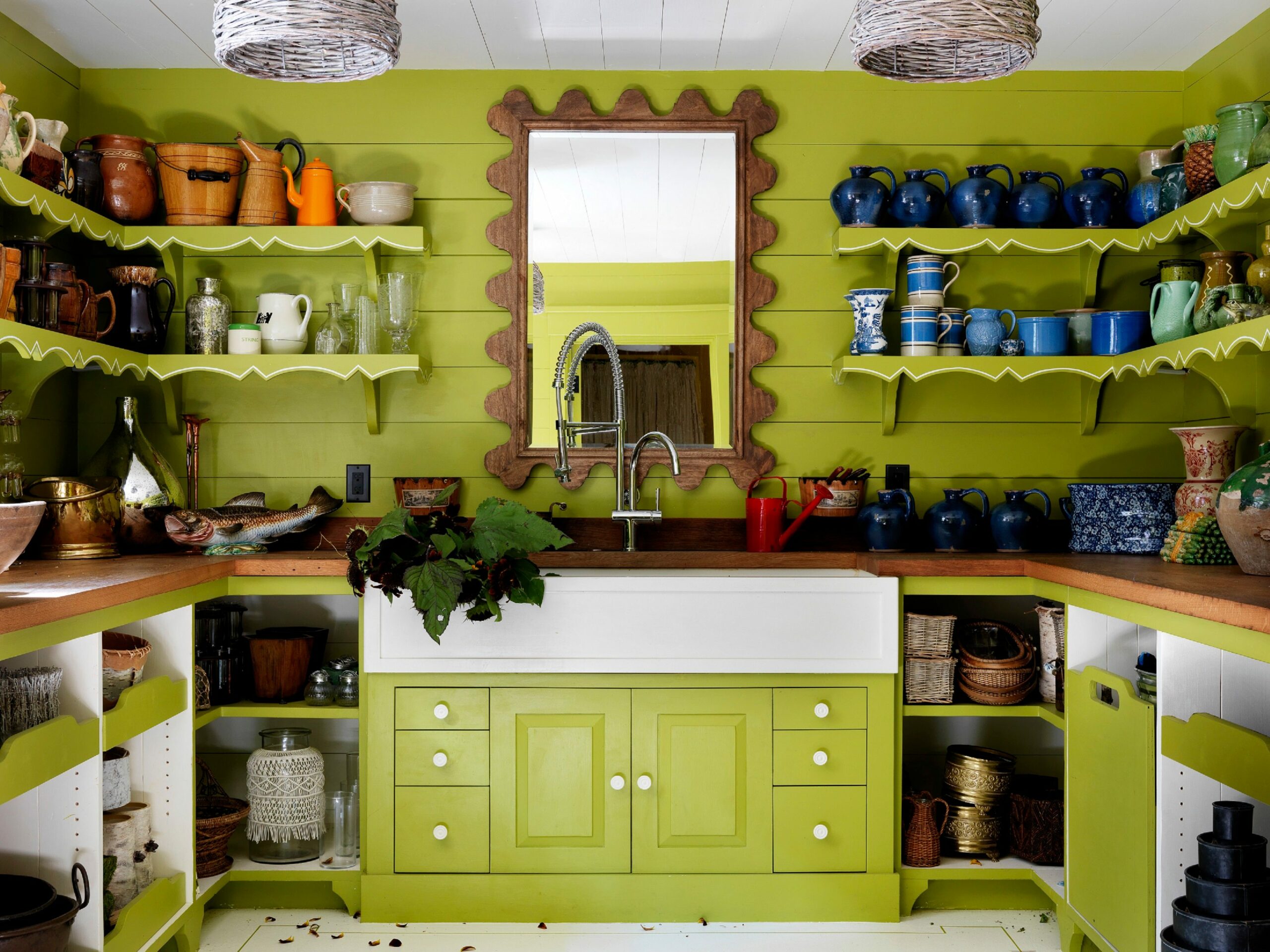 Why Luxury Homes Now Include Wine Rooms, Golf Sims – and Gift-Wrapping ...