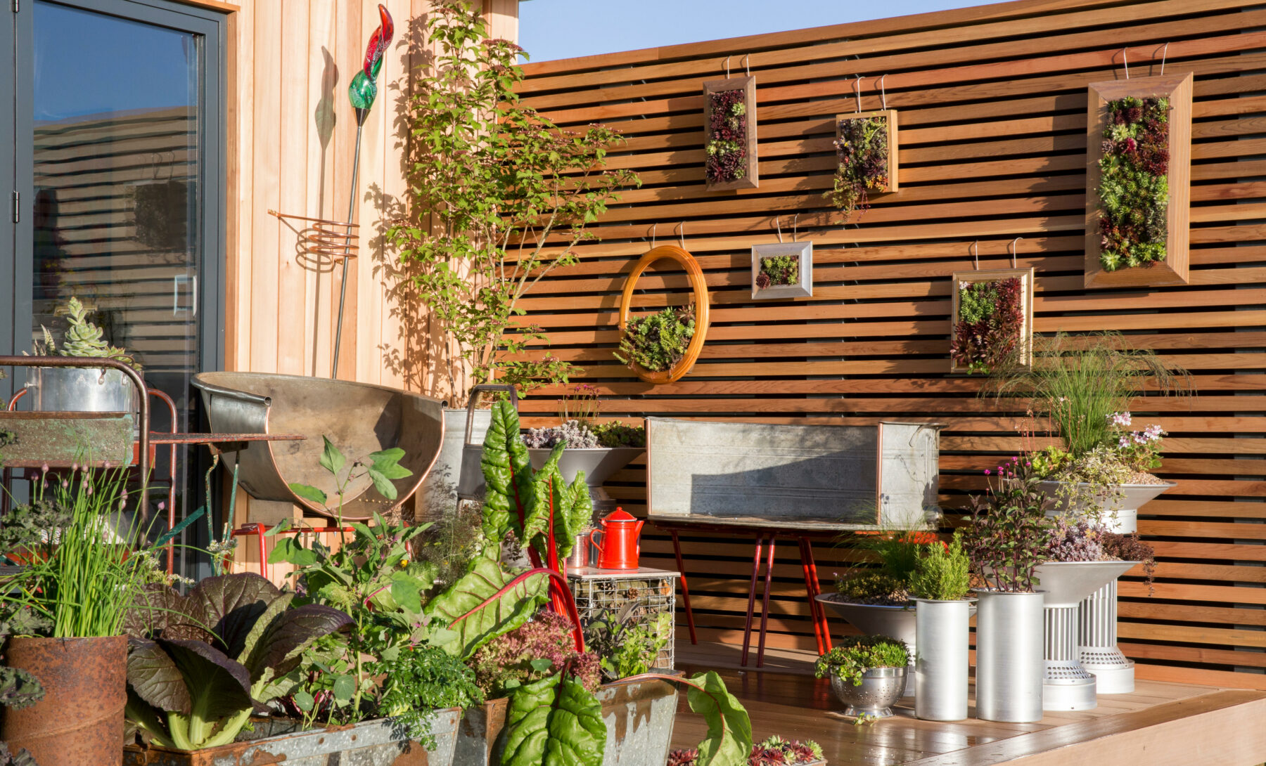 The Sky’s The Limit: Stylish High-Rise Gardens - Portfolio by Savills