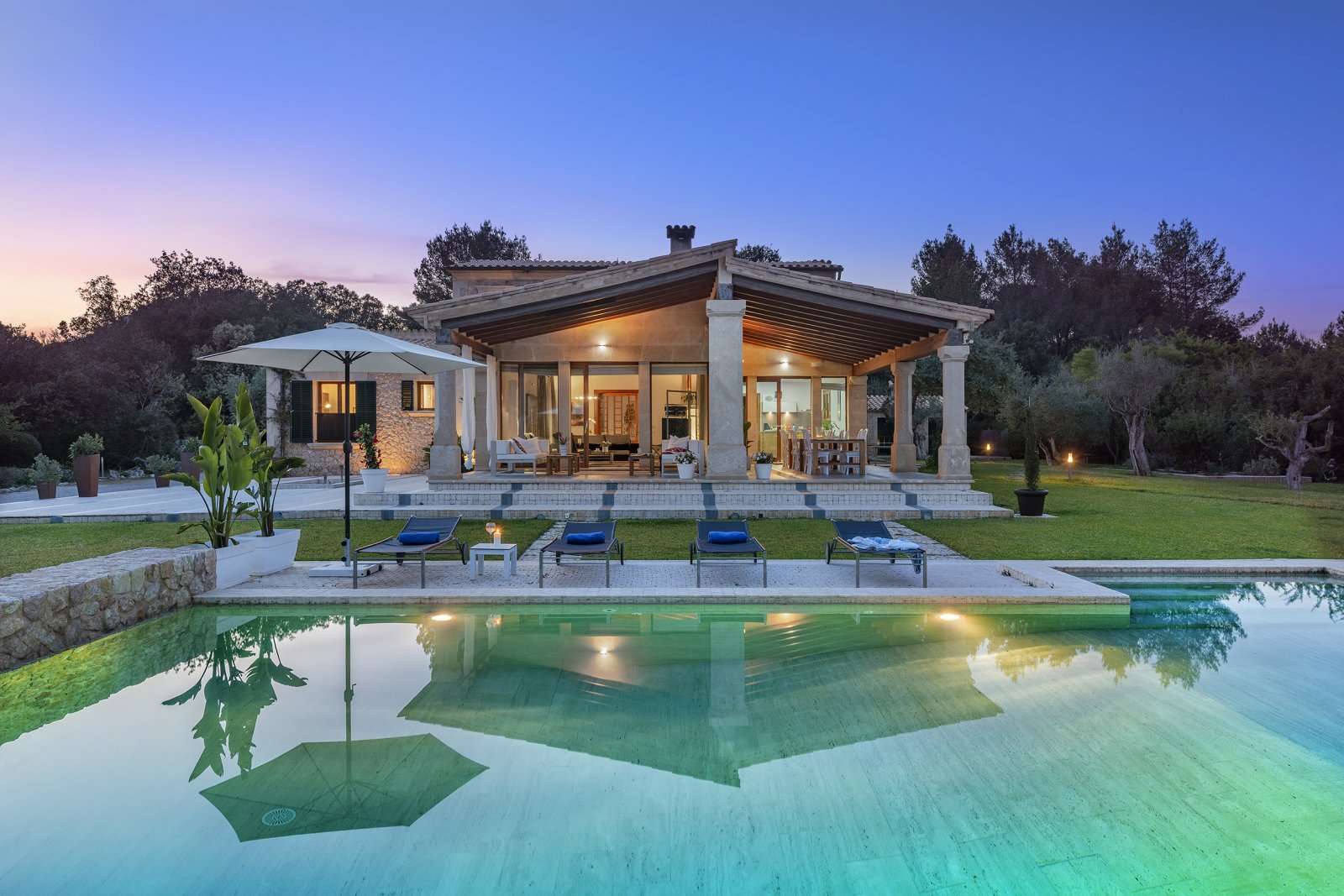 COUNTRY VILLA - Portfolio by Savills