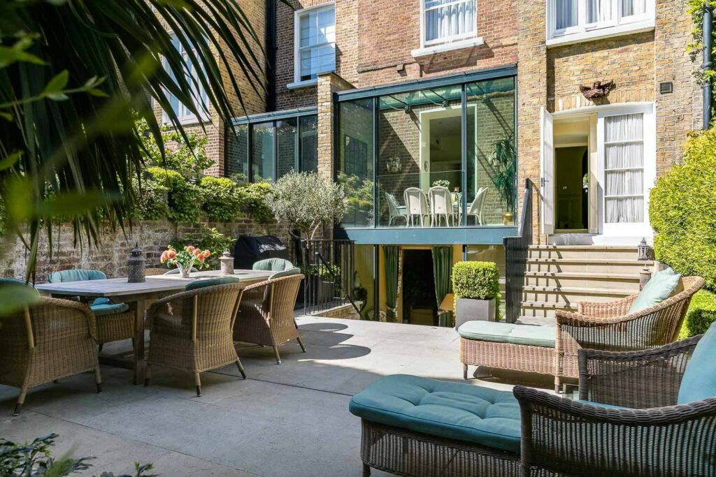 KENSINGTON GATE - Portfolio by Savills