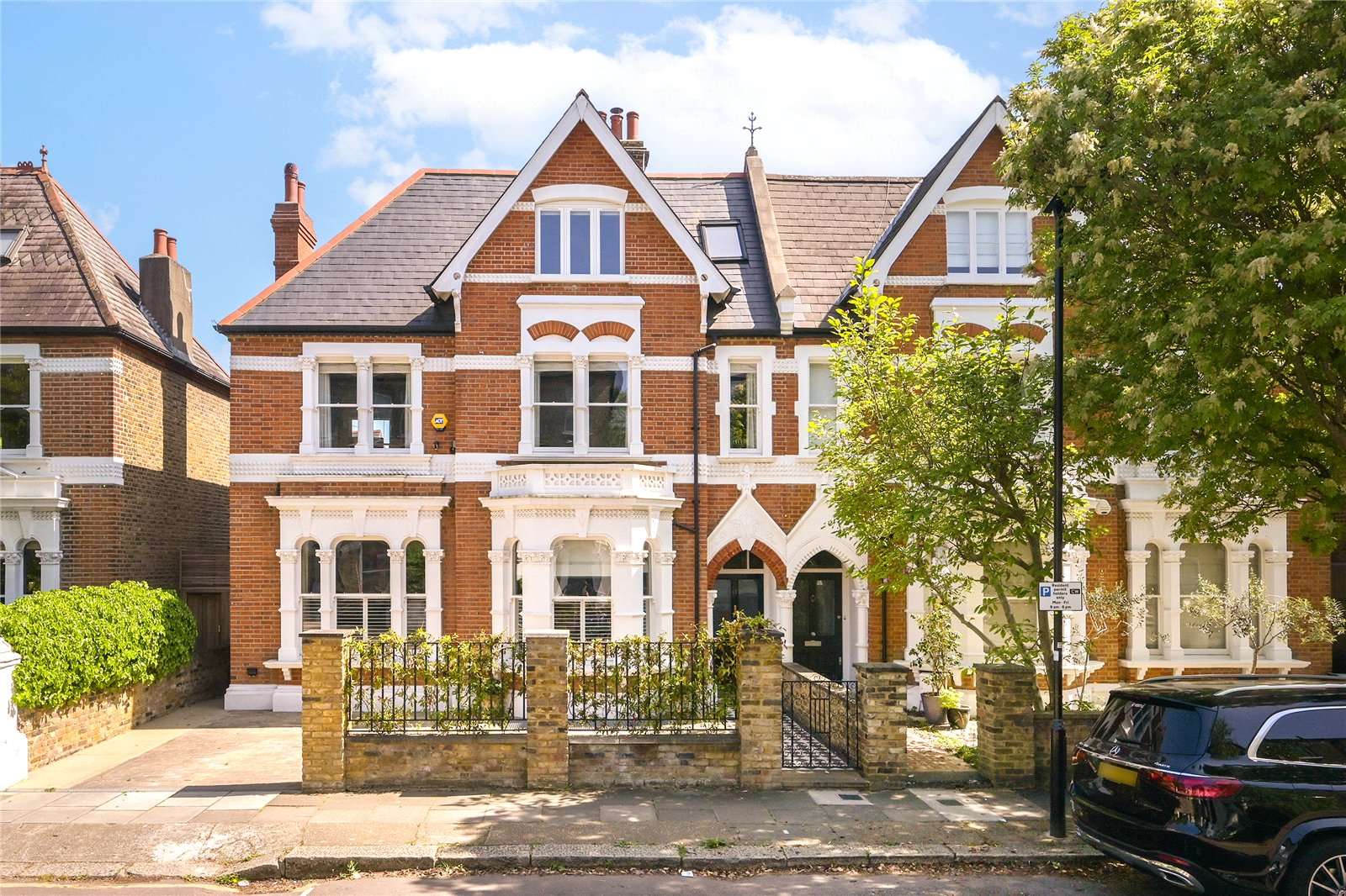 The Microhood: Chiswick - Portfolio by Savills